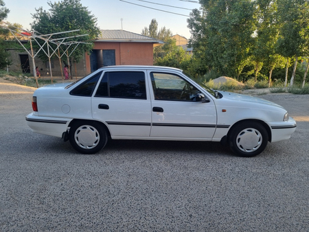 Daewoo nexia 1.  1.5 dons