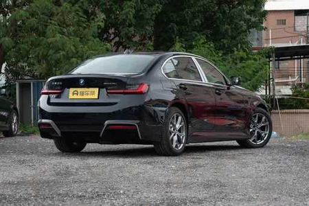 BMW i3 35l 40l 45l 2023-24yilgi