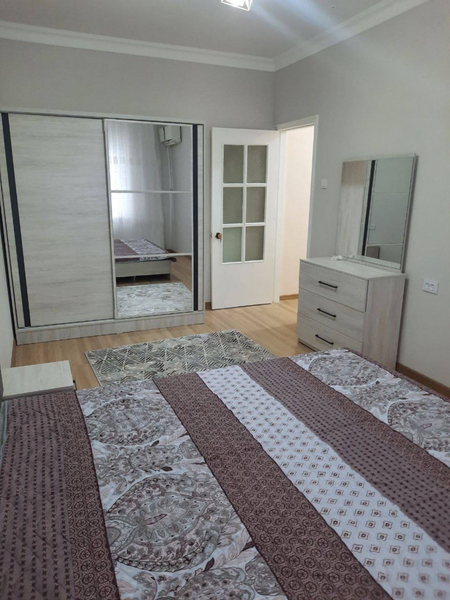 Госпитолни рынк 5 ком 5 этаж 12 этажка все ест фото реално евро