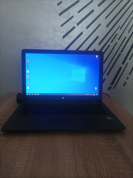 HP 250 G6 DDR4 4GB/512 SATA SSD