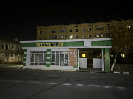 3-магазин жанындагы остановка сатылады