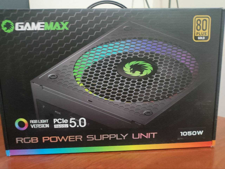 Блок питания GAMEMAX 1050W