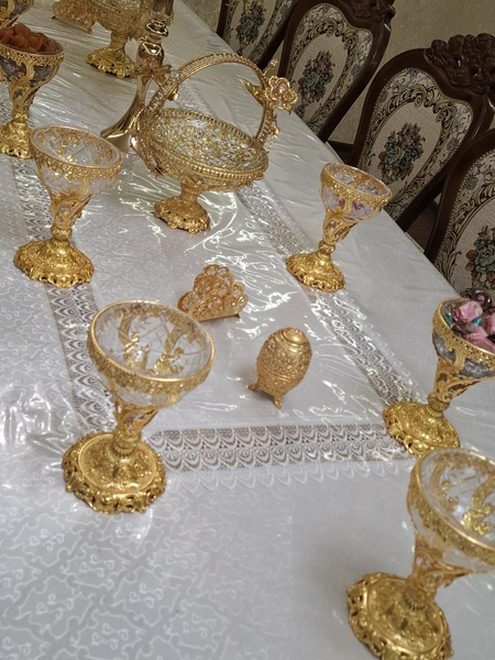 Набор красивых ваз