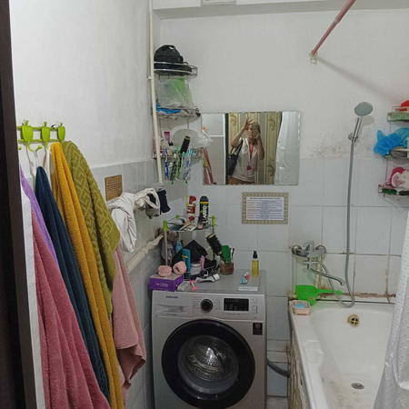 срочно продам 2х комнатную кирпич 1 этаж Тузель Крестик (м999)