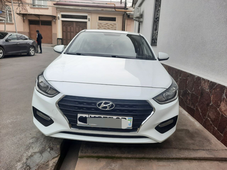 Продам свой Hyundai Accent 2020 года выпуско состояние отличное