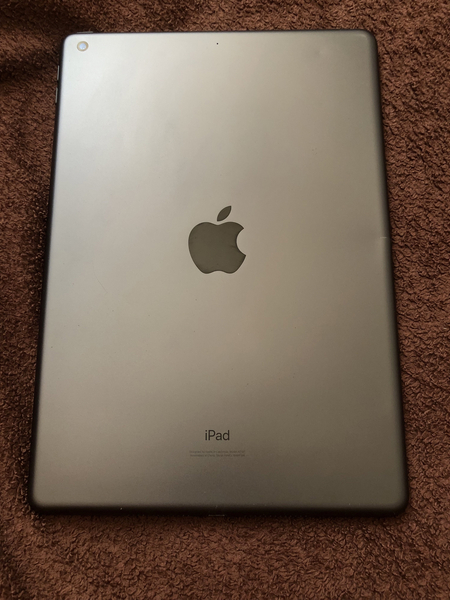 iPad 7 32gb продам