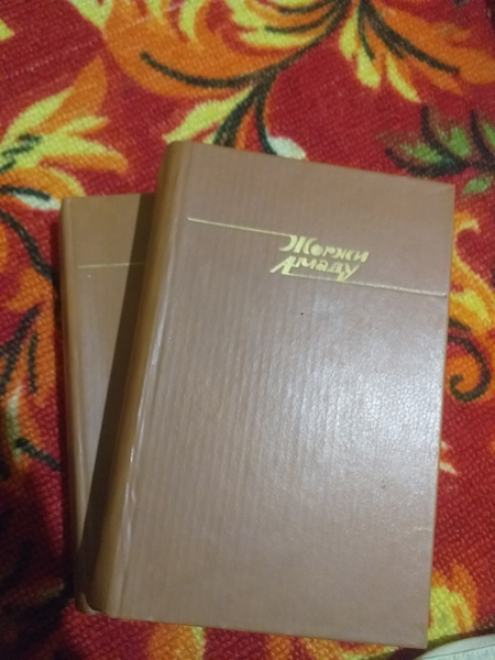 Продаю книги в хорошем состоянии
