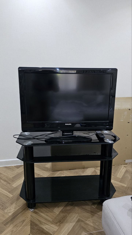 Телевизор Philips 32 дюйма