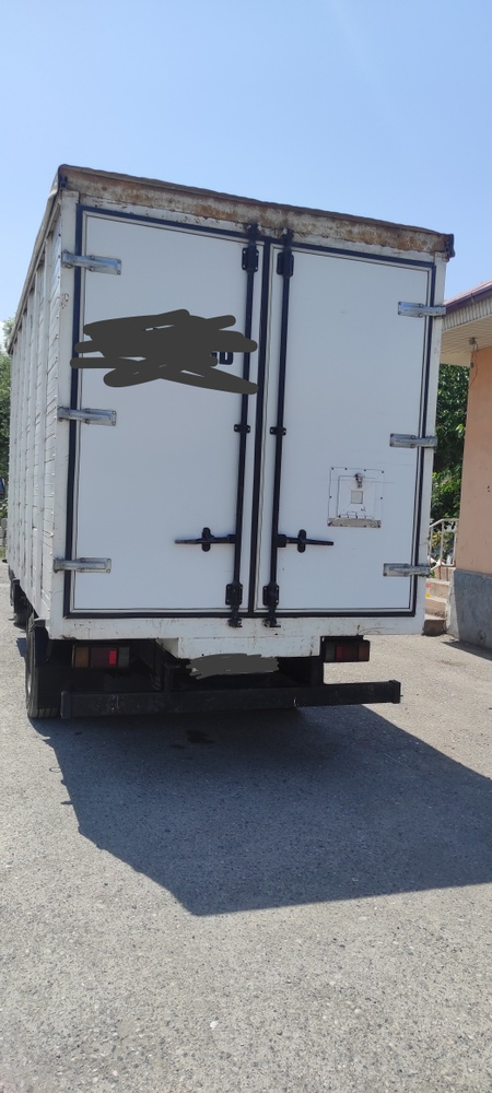 Isuzu Исузу фура