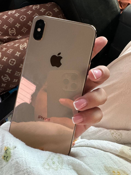 Айфон  XS GOLD тозза