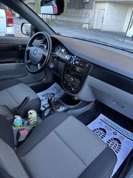 Chevrolet jentra lacetti 3paz