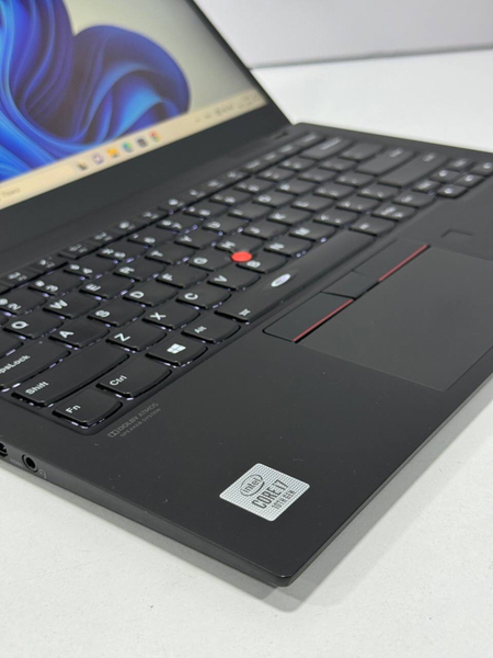 Kuchli Noutbuk Lenovo ThinkPad X1 Carbon
