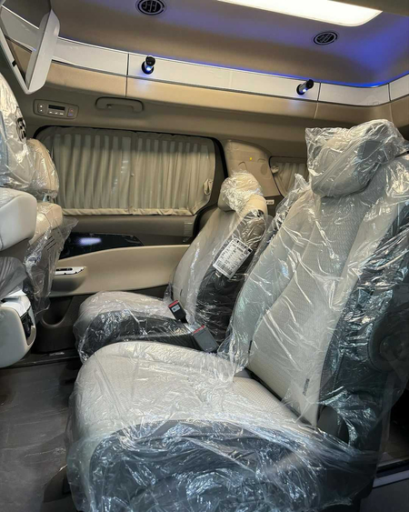 KIA Carnival HI-Limousine 2023