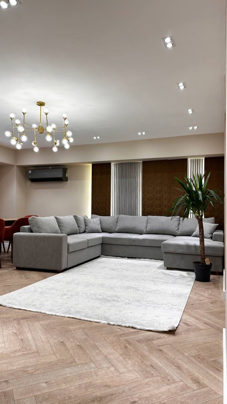 Продам свою квартиру на Ц4 новая 120м2