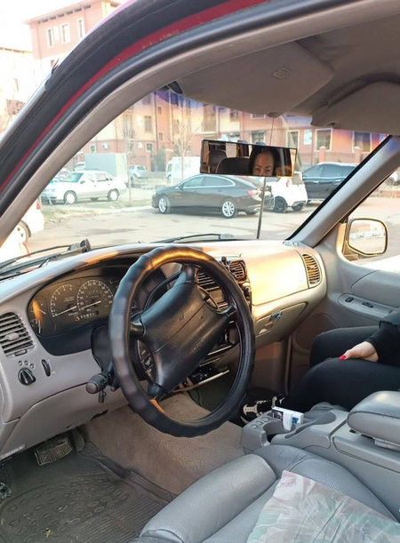 Ford Explorer в идеальном состоянии!!