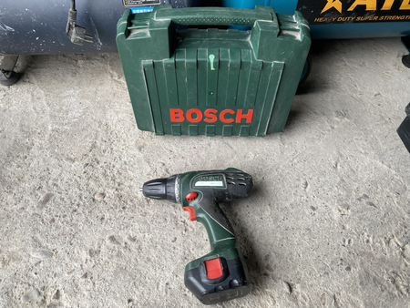 * Bosch шуруповерт оригинал б/у не дорого!