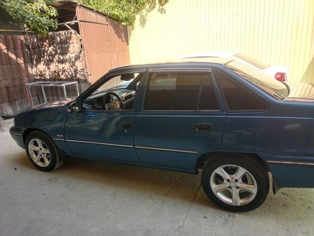 Nexia 1 2000 yil metan gaz