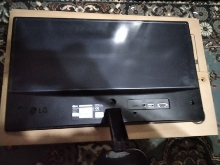 Монитор LG 24 MP