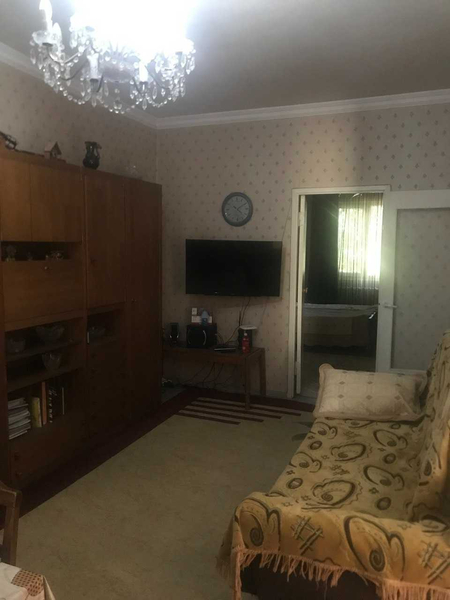 Без посредников прод-ся 3/2/4 возле м. Туркестон. Петушок.