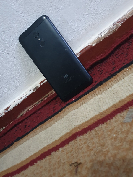 Redmi 5 plus ideal xolatda ishlashi