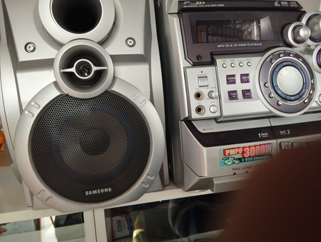 Samsung musiqiy sentr 3000 wat