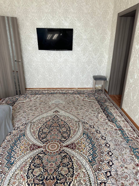 Ijara Yunusobod метро олдида