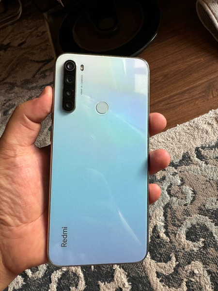 Редми ноте 8 4/64gb srochna