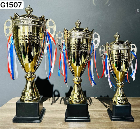 Кубки наградные в ассортименте
