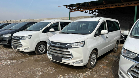 JAC M3/M4 Plus минивенлар SOTILADI arzon narxlarda