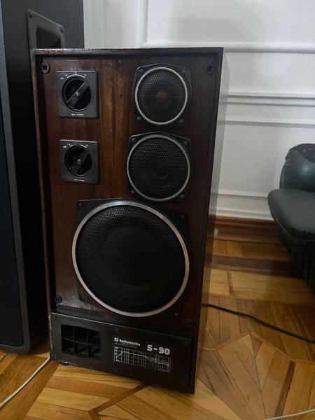 Акустическая система S90