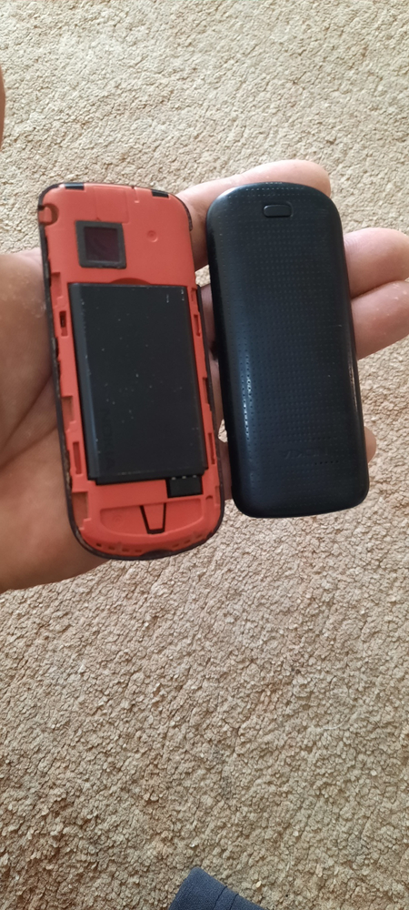 Телефон Nokia 12 02