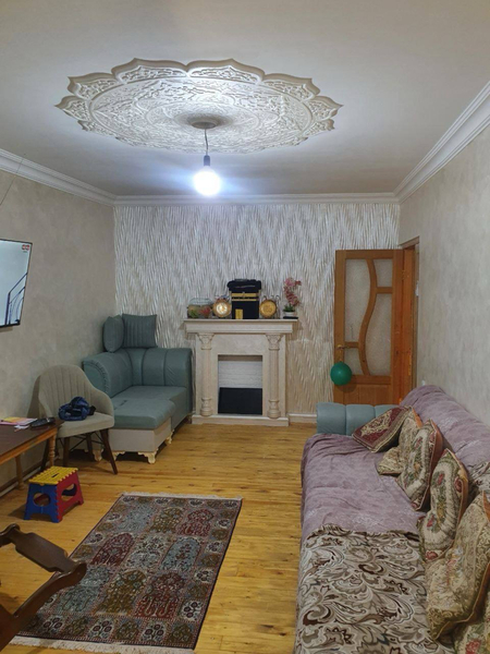 Продаётся 3х комнатная на 2-этаже кирпичный дом, 6м балкон ор: шарк1