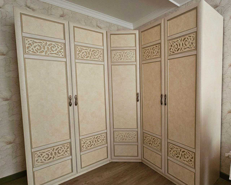 Продаётся шкаф в хорошем состоянии, российского производства, своя