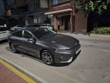 Продам Kia K 5 Prestij