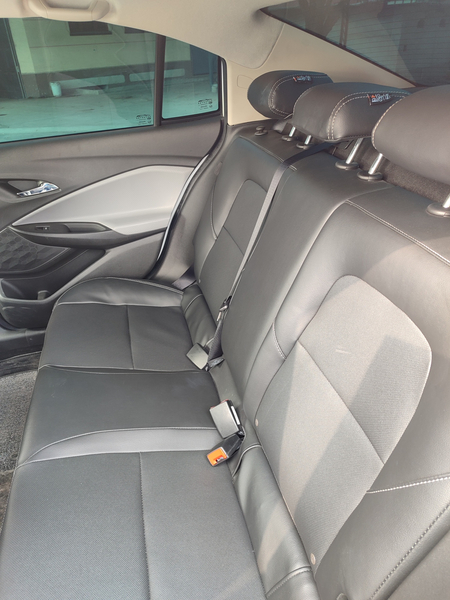 Chevrolet onix sotladi