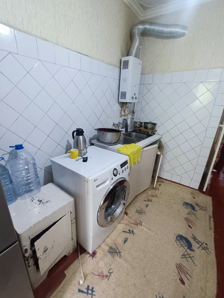 2 х ком Спутник 5. Кирпич. 2/2. Балкон 2 на 6 санузел раздельный.48000