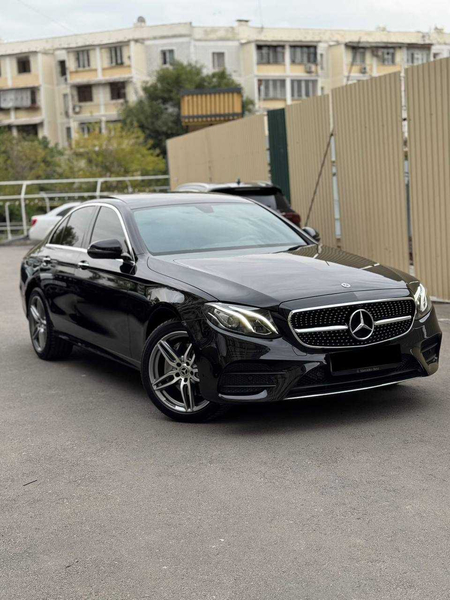В продаже ! Автомобиль Mercedes-Benz E200 4Matic
