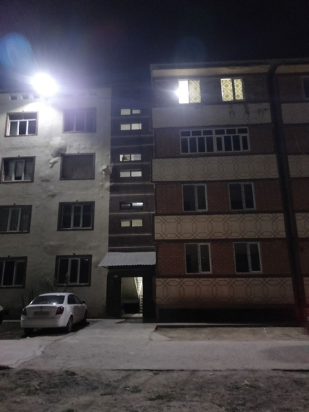 3 Xonali kvartera sotiladi
