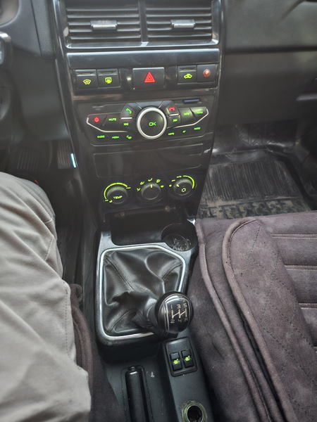 Lada priora 2 2015.