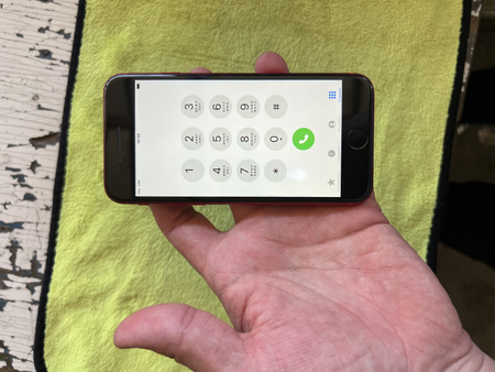 iphone 8 pamit 64g holati zor oqip tel qlila