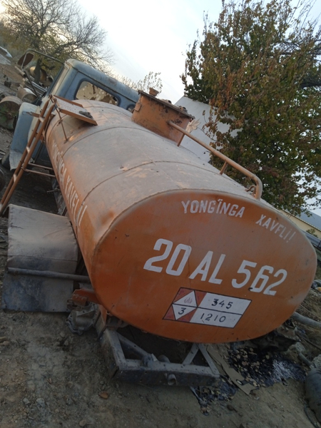 Gaz 53 sotiladi yaxshi xolatda