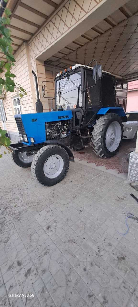 Traktor belarus 80.1