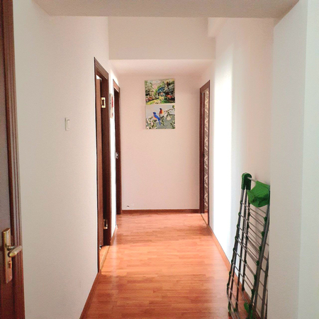 Сотилади. Сергели 6а.  2+1/7/7.  68м²