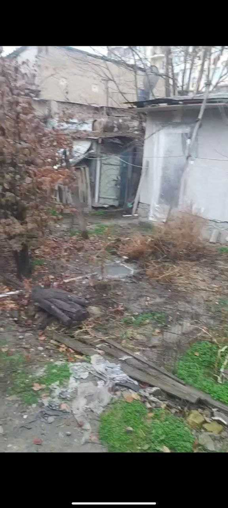 Продается участок земли 3.7 в Мирабадском районе, недалеко от вокзала!