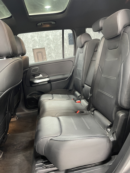 Mercedes Benz EQB350 4matic 7 местный