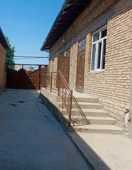 Продается Дом в Политотделе, Ташкентская обл. Юкоричирчикский район.