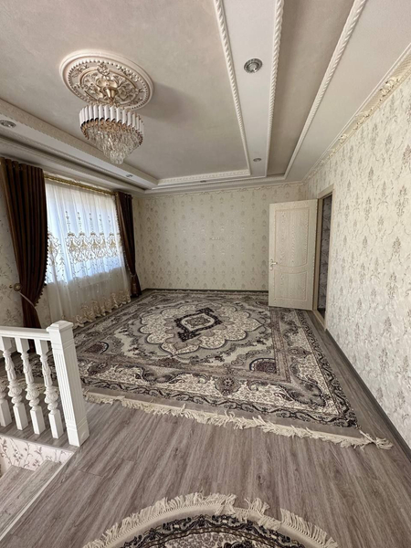 Продаётся дом Сергели 2,8 соток , 7комнат .