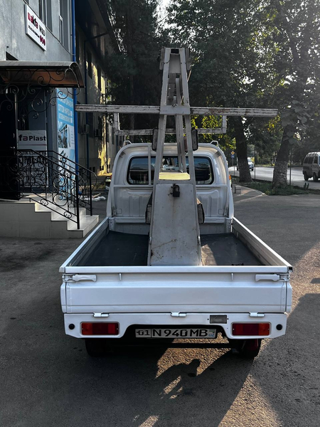 Sotiladi labo oq gazi bor