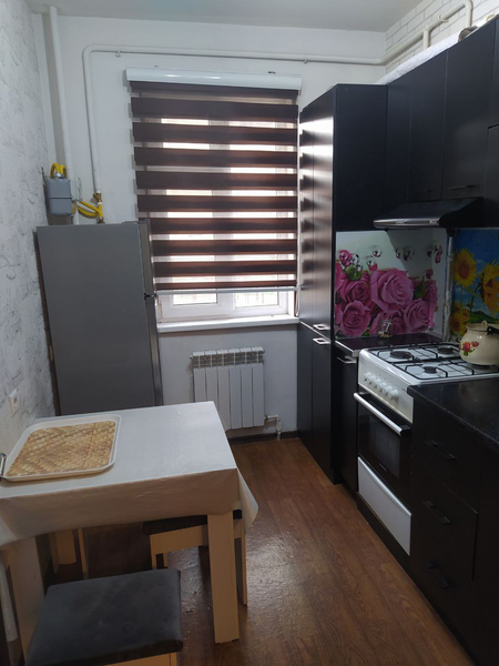 Продам свою 2-х ком квартиру. Сергели, янгихает, 4-я станция метро.