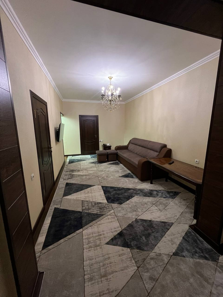 Bodomzor 2/2/4 Yevro remont metrogacha 100 metr
